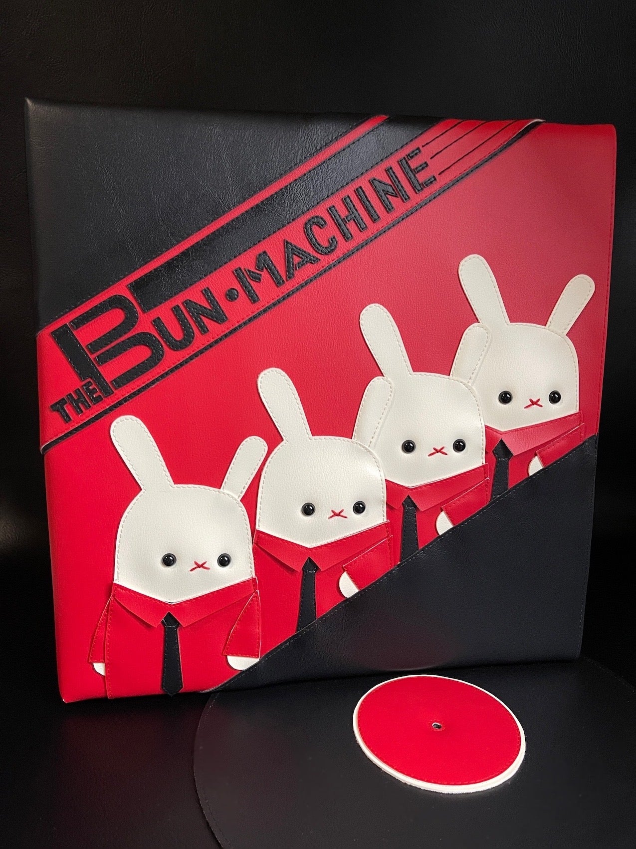 Spaces in Between II - #02 - Flat Bonnie - "The Bun-Machine ...